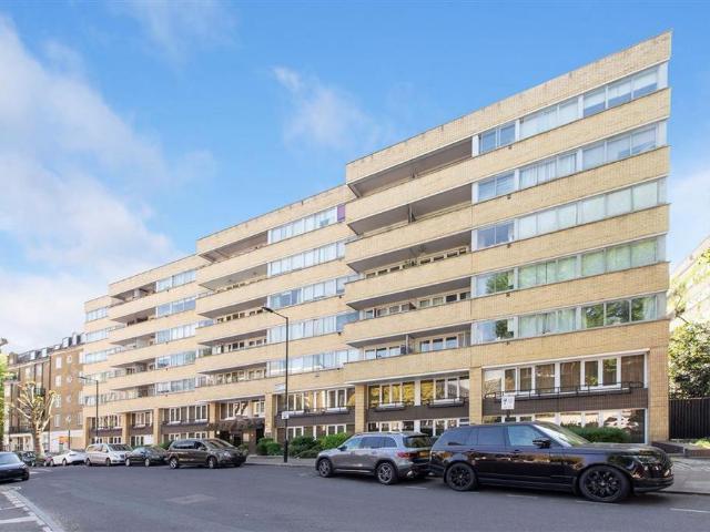 Porchester Square, London W2 2 bed flat to rent £3,500 pcm £808 pw