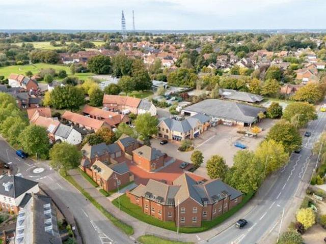 Poringland, Norwich, 2 Bedroom Apartment
