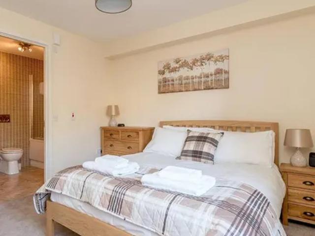 Porlock Street, Bermondsey Village, London, SE1 3PS, United Kingdom | 3 bed apartment for rent #154587841 | Rentberry