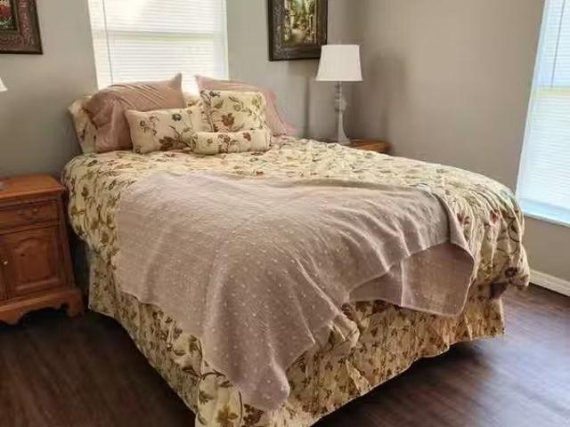 POST MILTON AVAILABILITY HIGH DRY NO DAMAGE 2 Bedroom 2 Bathro.