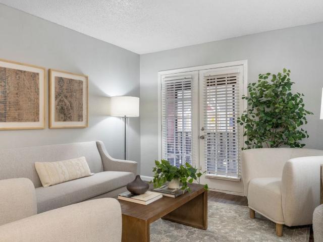 Post Oak Apartments 1 Bedroom Apartment for Rent at 705 Ridgecrest Ct, Norman, OK 73072
