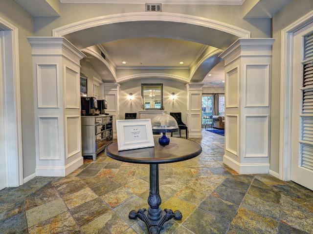 Post Oak Park 1 Bedroom Apartment for Rent at 1919 Post Oak Park Dr, Houston, TX 77027 Great Uptown