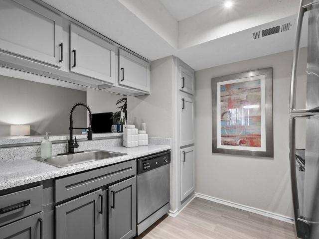 Post Oak Place 2 Bedroom Apartment for Rent at 13950 Trinity Blvd, Fort Worth, TX 76155 CentrePort Business Park