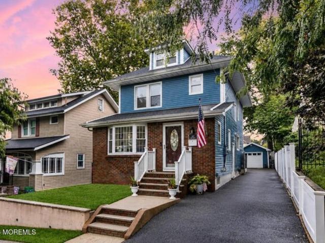 Post Ave, Lyndhurst, Home For Sale
