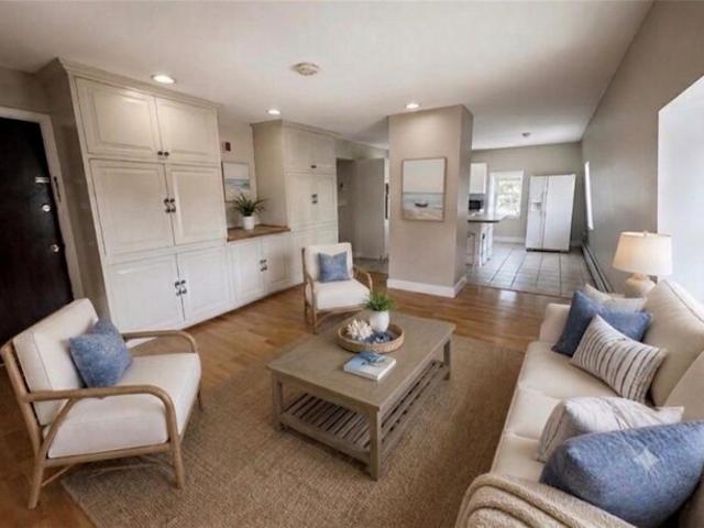 Post Rd Apt,warwick, Condo For Sale