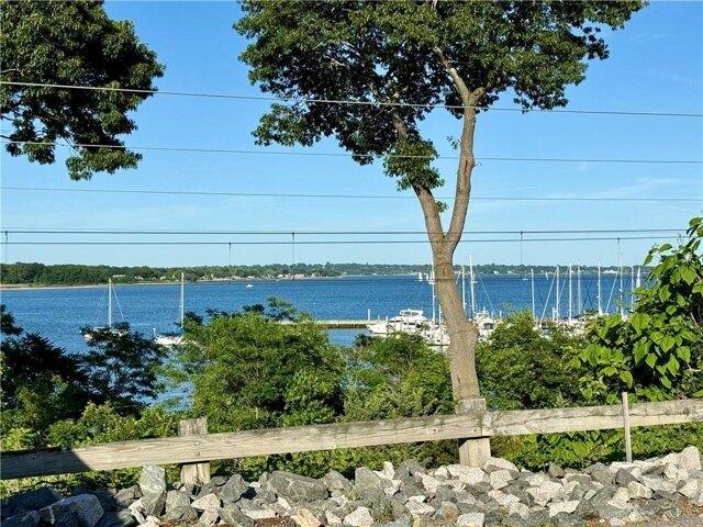 Post Rd Apt,warwick, Condo For Sale