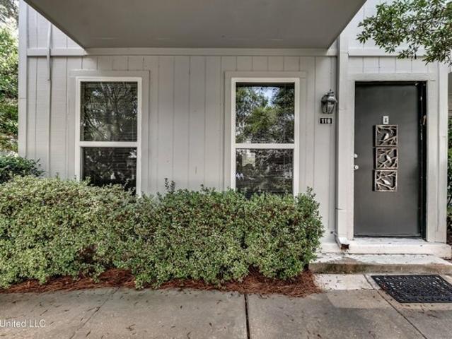 Post Rd Unit,ridgeland, Condo For Sale