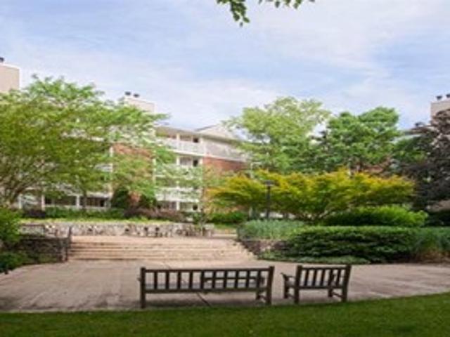 MAA Tysons Corner Traditional 2x2 973 1062 SF