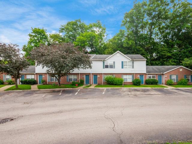 Post Woods 3 Bedroom Apartment for Rent at 423 Postwoods Dr, Reynoldsburg, OH 43068