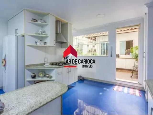 Posto 4 150m2 Apartamento de 3 quartos com vaga reformado!