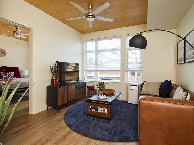 Postmark Apartments Studio Apartment for Rent at 17233 15th Ave Ne, Shoreline, WA 98155