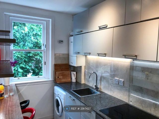 Potterrow, Edinburgh EH8, 3 bed flat to rent, £1,969 pcm | PrimeLocation
