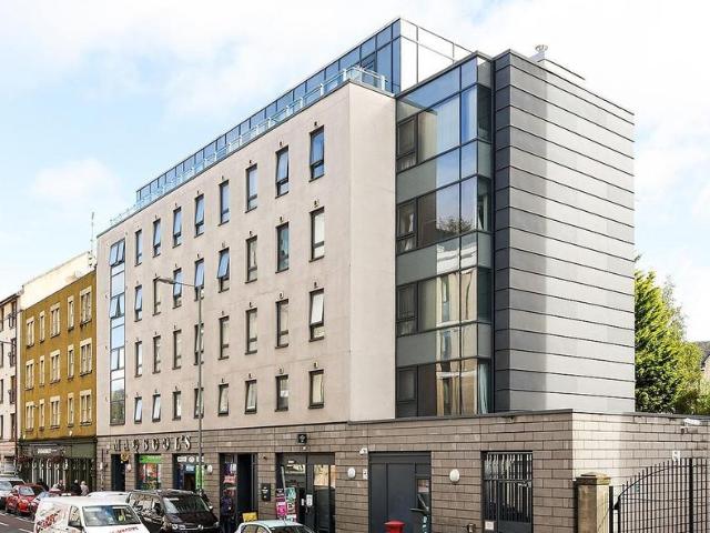 Potterrow, Edinburgh EH8 Studio to rent £1,816 pcm £419 pw