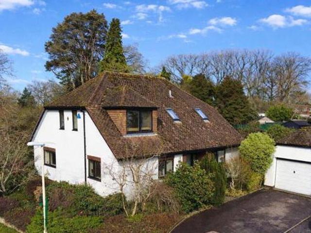 Potters Close, West Hill, 4 Bedroom Detached