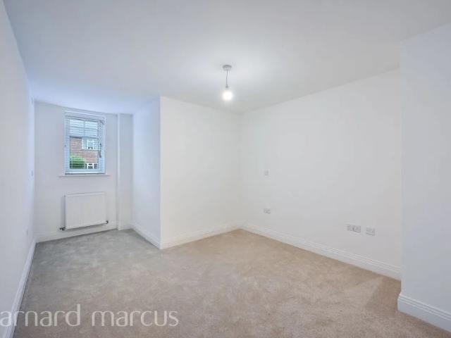 Potters Grove, NEW MALDEN