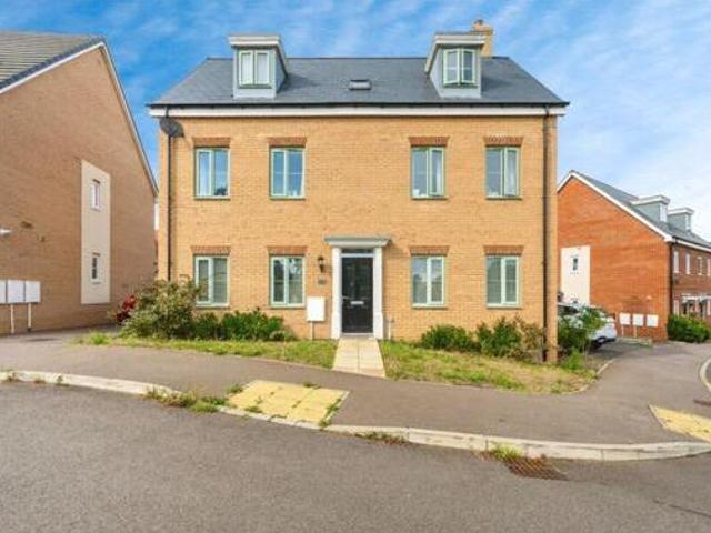 Potton, Hutchinson Rise, Sandy, 5 Bedroom Detached