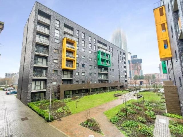 Potato Wharf M3 1 bed apartment to rent £1,150 pcm £265 pw