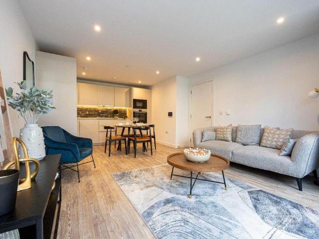 Potato Wharf, Manchester 2 bed apartment to rent £1,790 pcm £413 pw