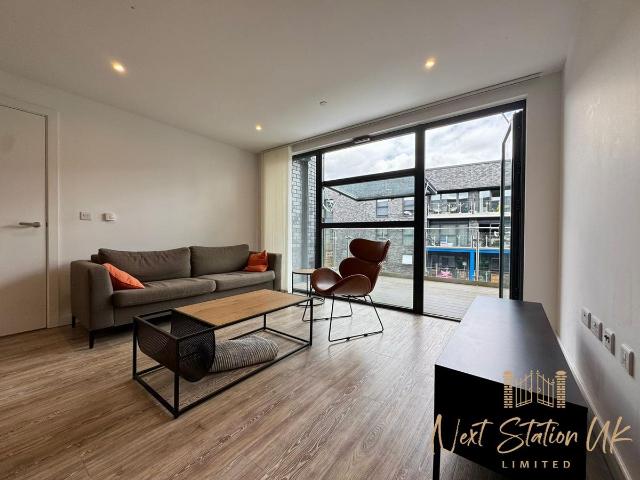 Potato Wharf, Manchester M3, 2 bed flat to rent, £1,500 pcm | PrimeLocation