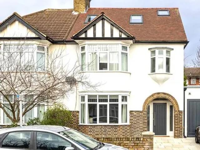 Poulett Gardens, London, TW1 4QR, United Kingdom | 4 bed duplex for rent #114751789 | Rentberry