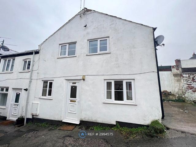 Poulton Street, Kirkham PR4, 2 bed terraced house to rent, £610 pcm | PrimeLocation