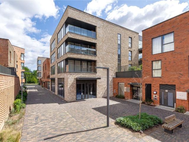 Poulter Walk, Trumpington, Cambridge, Cambridgeshire CB2, 1 bed flat to rent, £1,650 pcm | PrimeLocation