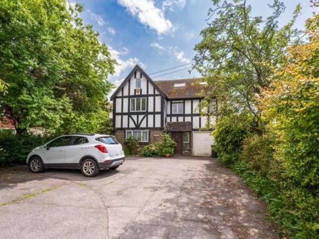 Poulters Lane, Worthing, 5 Bedroom House