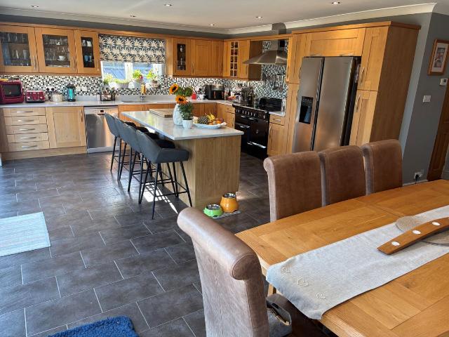 Pound Green, Buxted TN22, 1 bed detached house to rent, £3,500 pcm | PrimeLocation