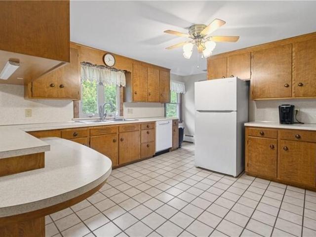 Pound Hill Rd, North Smithfield, Home For Sale