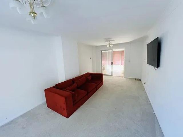 Poundhill 5 bedroom detached house to rent