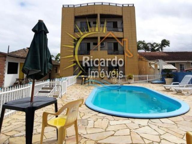 POUSADA COMPLETA COM PISCINA NO BALNEÁRIO CANOAS!