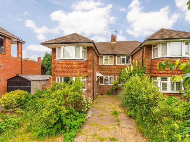 Powder Mill Lane, Whitton TW2, 3 bed flat to rent, £2,200 pcm | PrimeLocation