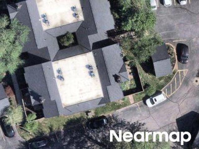 Powderhorn Ln