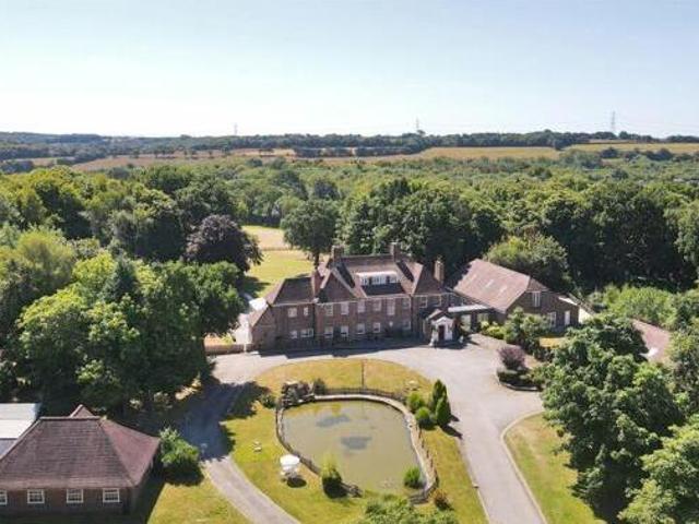 Powdermill Lane, Battle, 8 Bedroom Detached
