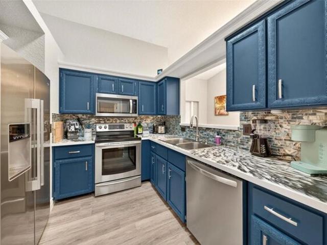 Powell St, Wildwood, Home For Sale