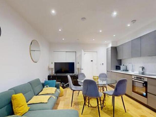 Powell Road, London, 1 Bedroom Apartment