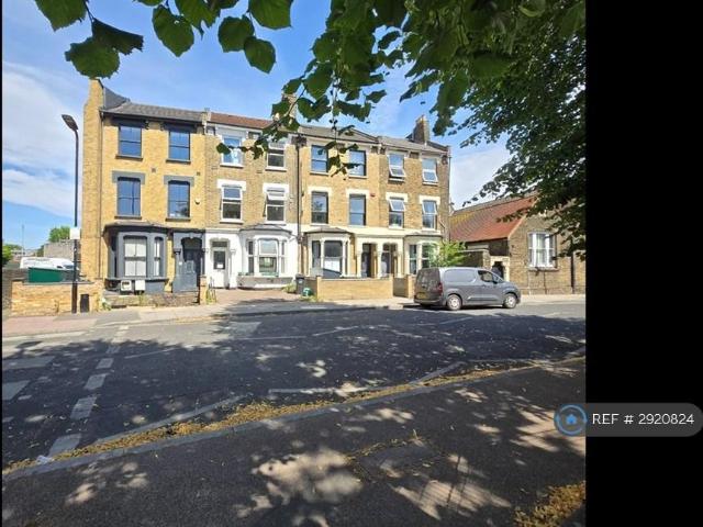 Powell Road, London, E5 1 bed flat to rent £2,000 pcm £462 pw