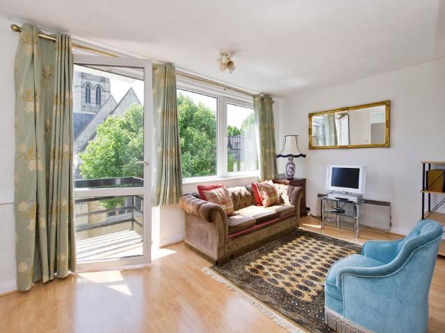 Powis Court, W11, 29 30 Powis Square