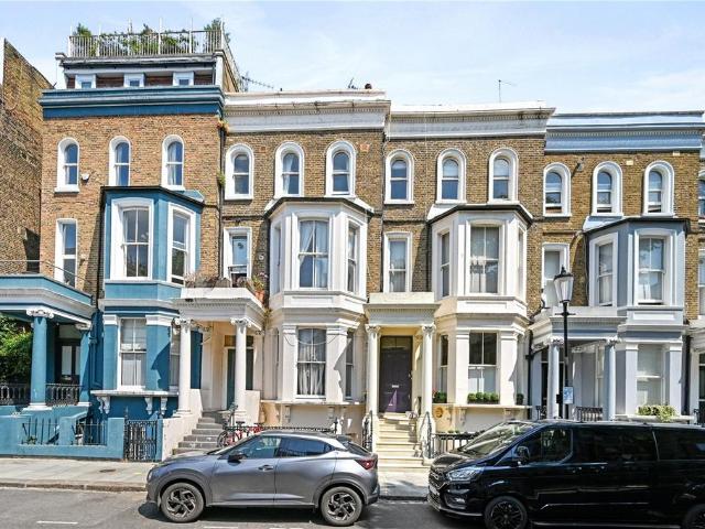 Powis Gardens, London, W11 5 bed house to rent £12,749 pcm £2,942 pw