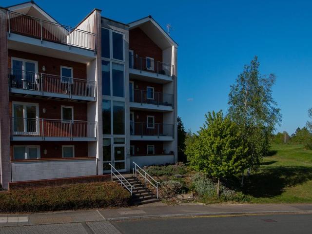 Powis Lane, Oxley Park, Milton Keynes MK4, 1 bed detached house to rent, £1,050 pcm | PrimeLocation