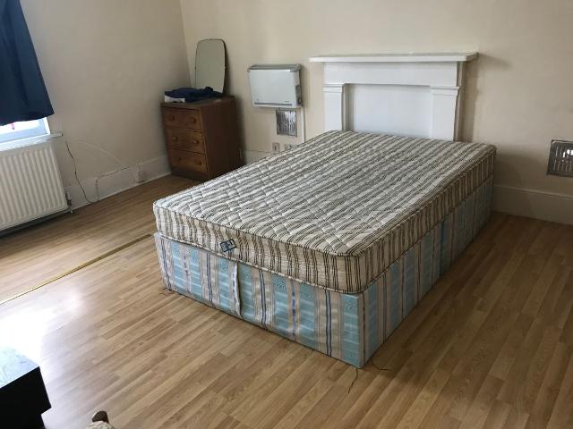 Pownall Gardens, Hounslow TW3, Studio to rent, £850 pcm | PrimeLocation
