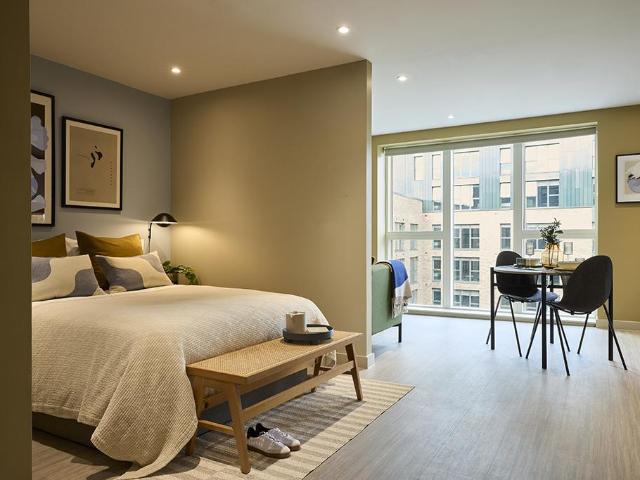 Plot Candleriggs, Studio Furnished. Studio to rent £1,210 pcm £279 pw