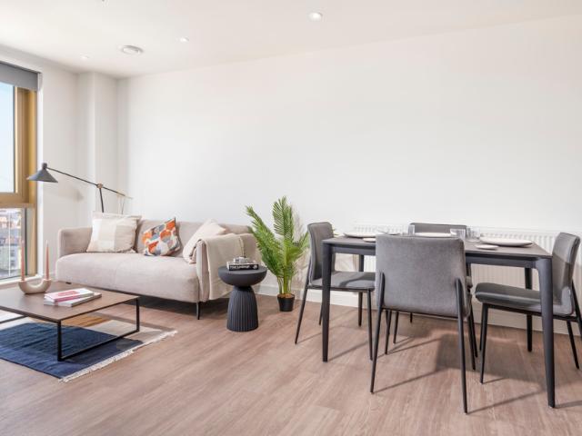 Plot Flat 332 at Emporium House. 2 bed apartment to rent £2,025 pcm £467 pw