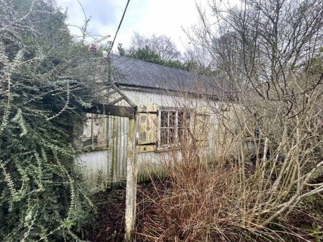 Bungalow for sale