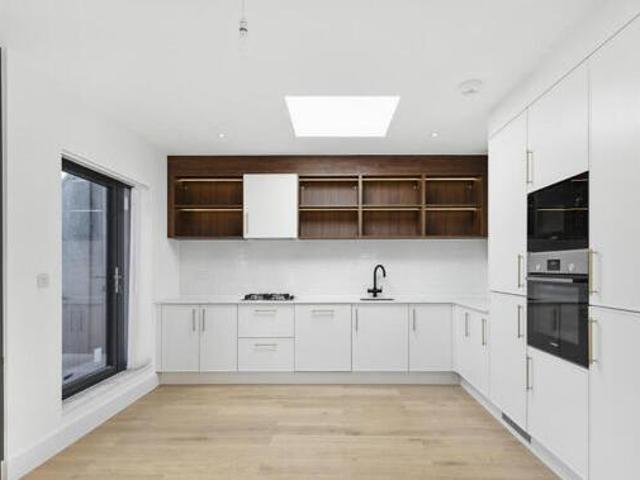 Plot Ionic Apartments Bessborough Road, Harrow, 2 Bedroom Flat