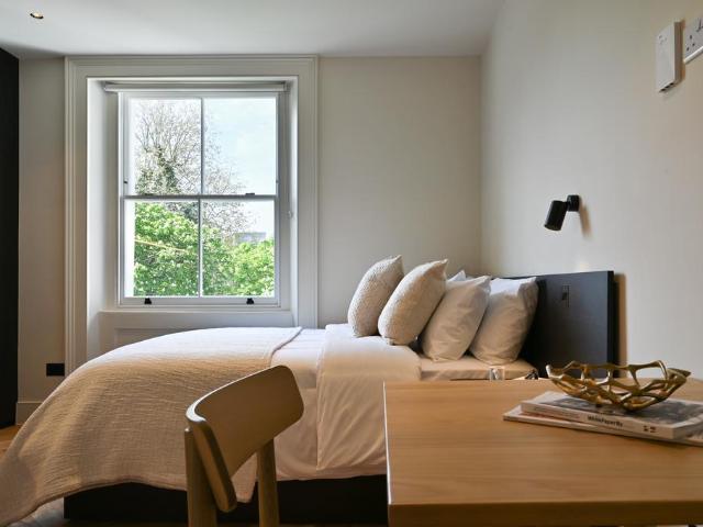 Plot Standard Studio & Terrace. Studio to rent £2,390 pcm £552 pw