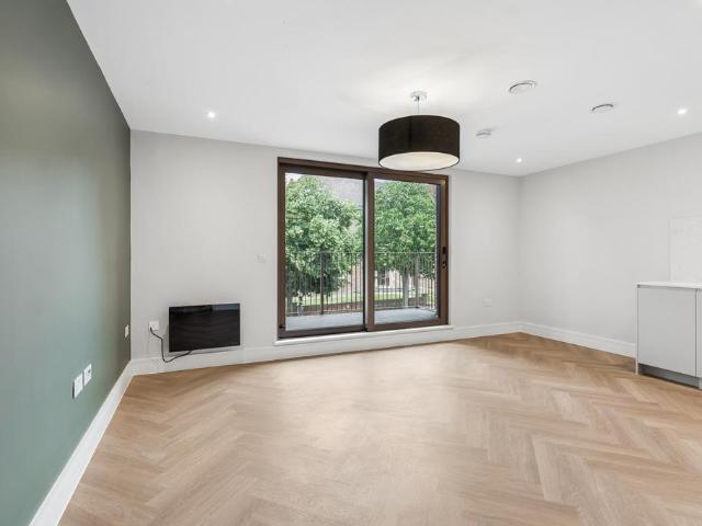 Plot 7 at Hanger Lane, 42 Lynton Road W3 1 bed apartment to rent £2,500 pcm £577 pw