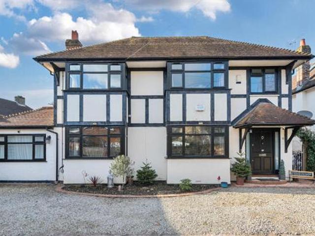 Plough Lane, Harefield, 5 Bedroom Detached