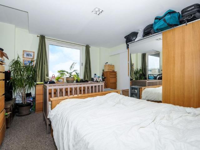 Plough Way, Surrey Quays, London, SE16