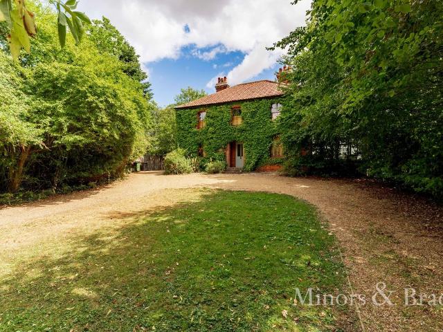 Ploughboy Lane, Saham Hills IP25, 4 bed detached house to rent, £3,000 pcm | PrimeLocation